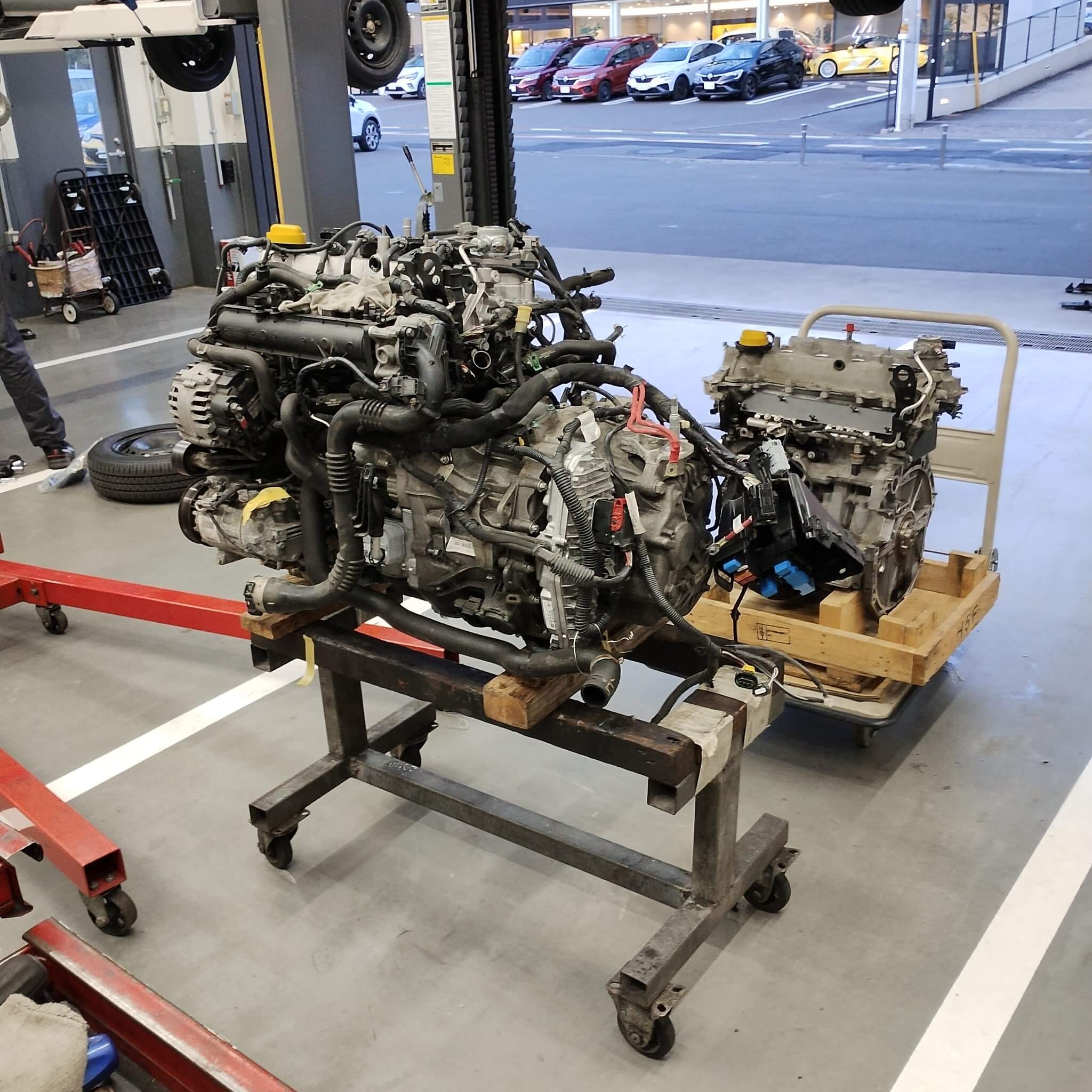 Renault Japon｜ルノー横浜青葉｜H5Fエンジン載せ換え