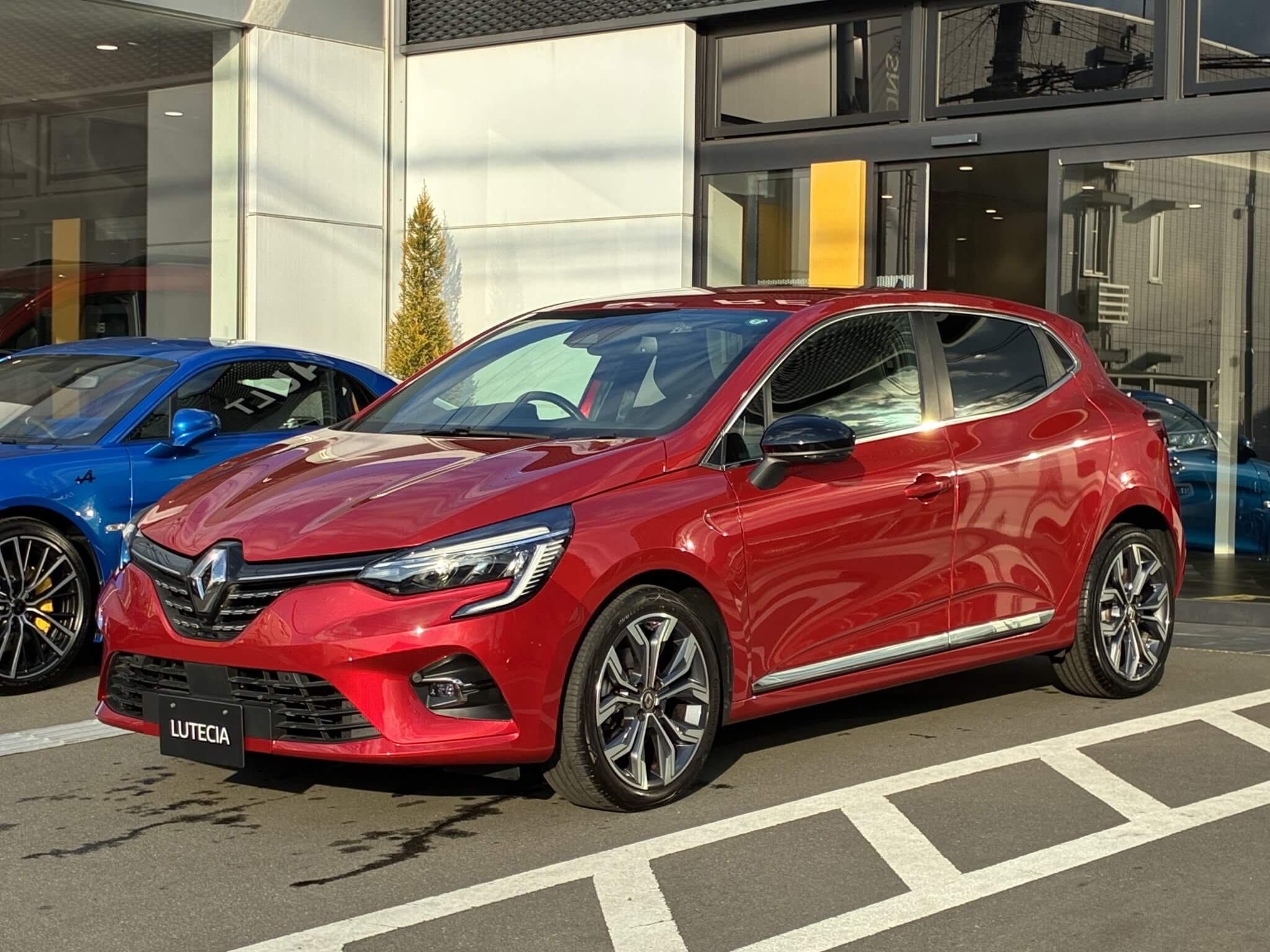 Renault Japon｜ルノー横浜青葉｜(SOLD OUT) USED CAR LUTECIA